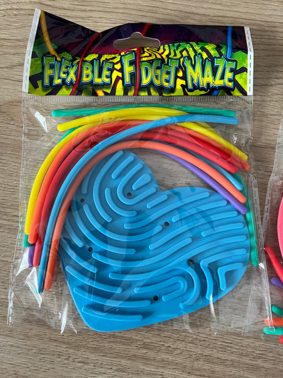 FLEXIBLE FIDGET MAZE